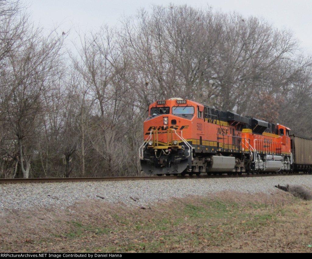 BNSF 5930